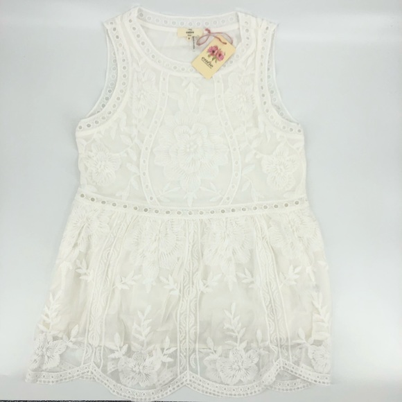 Tops | Nwt White Lace Overlay Floral Embroidered Top Med | Poshmark